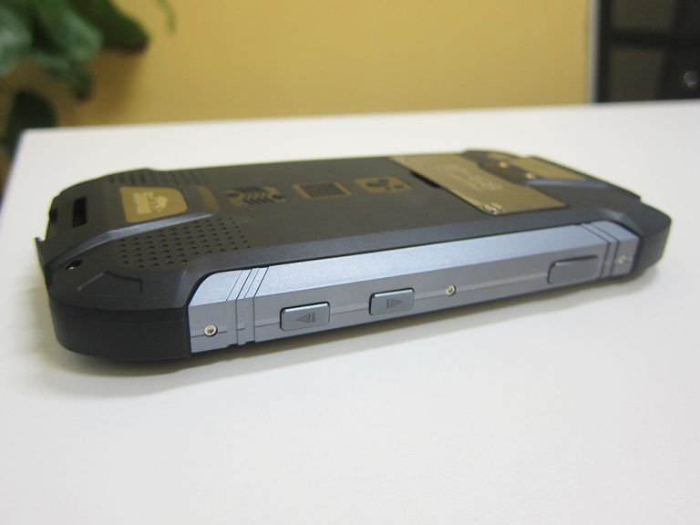 Review Smartphone Snopow M10 – PLANETE GEEK